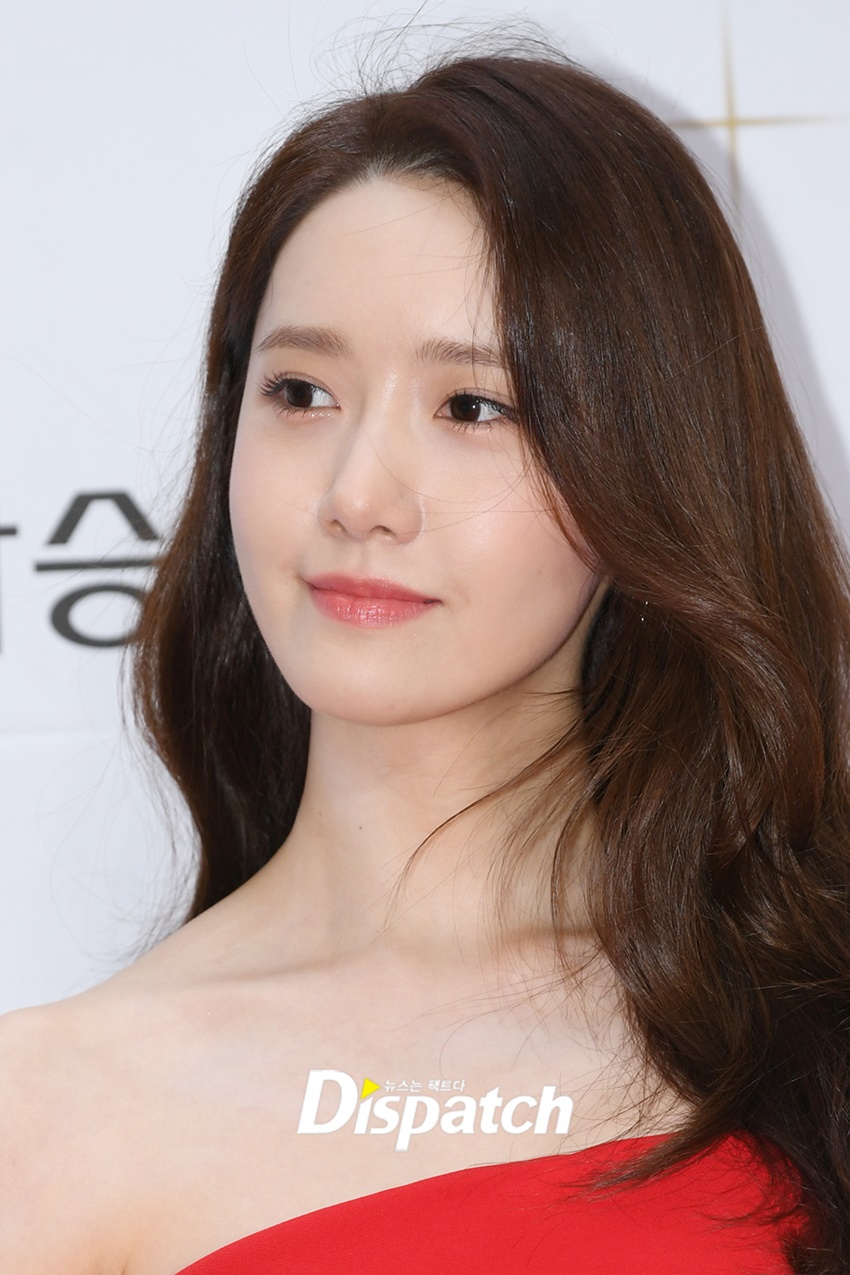 Yoona ชุดแดง 7-8 ใบ